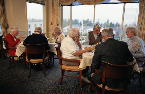 How to Eat Well in Senior Housing
